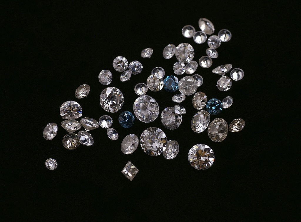 Pure Diamond Jewellery | Customised Diamond Ring | Natural Diamonds Ca ...